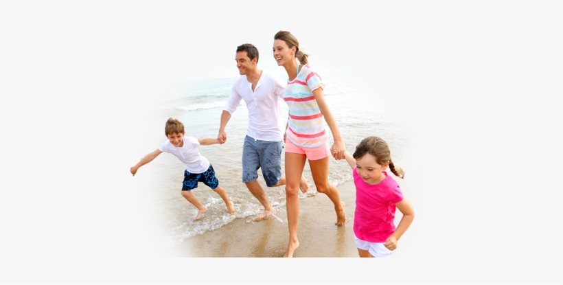 Family Run Into Beach - 441x335 PNG Download - PNGkit