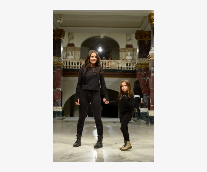 Reinders Jill Jogging - Standing - 600x600 PNG Download - PNGkit