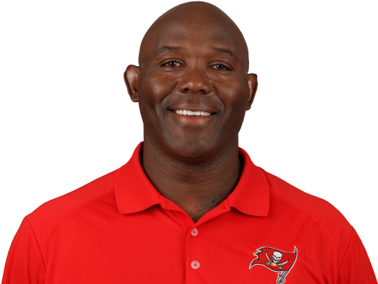 Download Buccaneers Coach Carlos D Polk - Full Size PNG Image - PNGkit