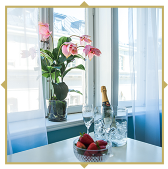 Download Decoration At Hotel Gamla Stan In Stockholm - Stf - Full Size ...