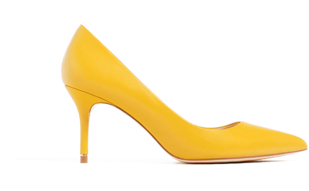 Download Shoes-806x386 - Yellow Shoes Png - Full Size PNG Image - PNGkit