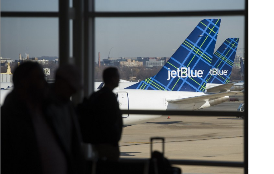 Download Passenger Ejected From Ny Flight After Confronting - Full Size ...