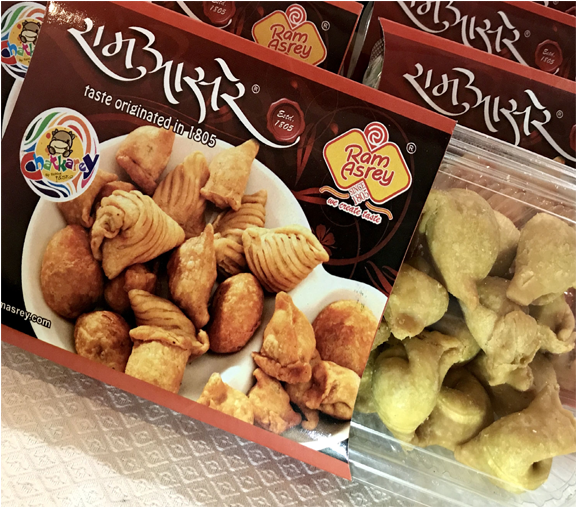 Download Mini Samosa 500gm - Curry Puff - Full Size PNG Image - PNGkit