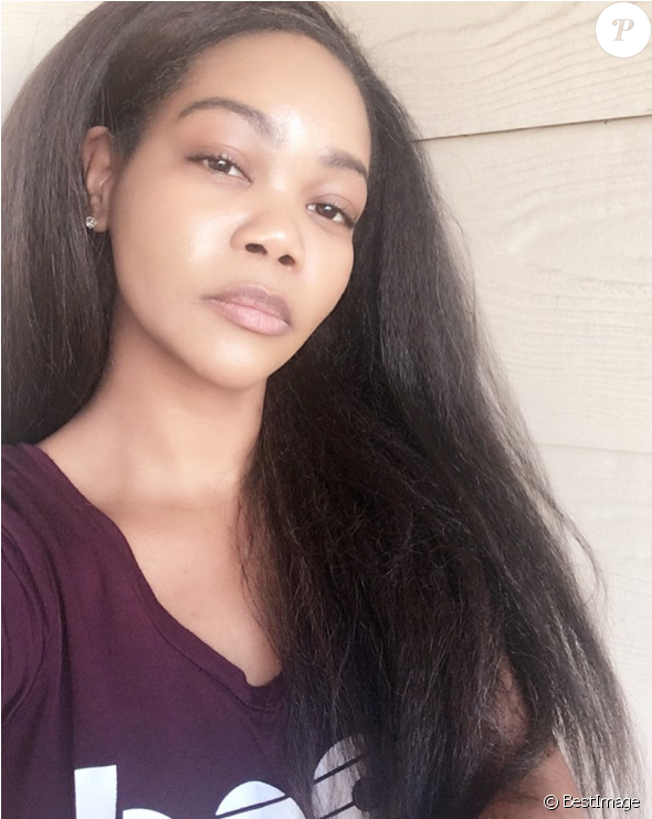 Download Kitti Jones Affirme Avoir Partagé Le Quotidien De R - Kitty ...