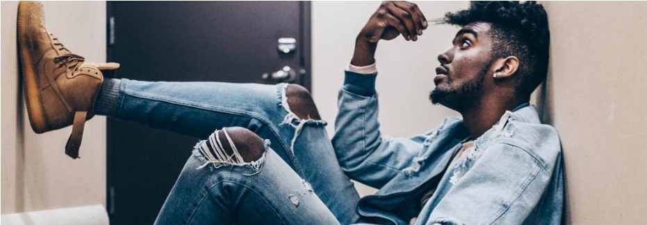 Download About “kid Trunks - Sitting - Full Size PNG Image - PNGkit