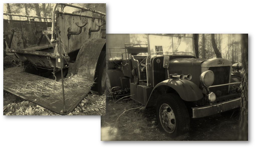 Download Both Trucks - Vintage Car - Full Size PNG Image - PNGkit